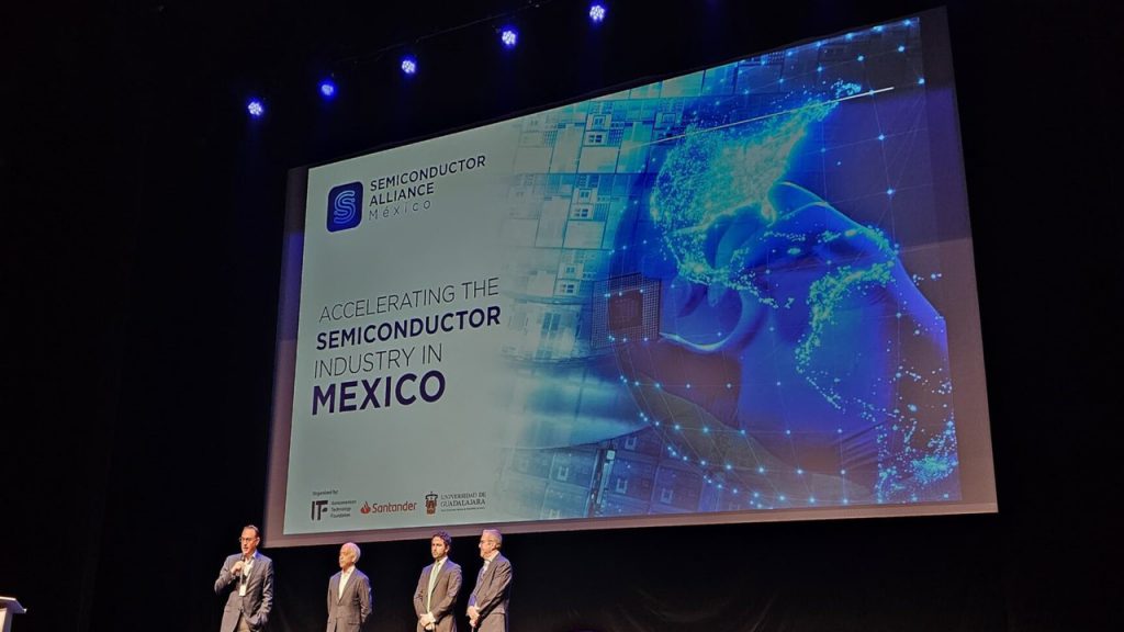 Secretaría de Economía: BC contribuye a acelerar la industria de ...
